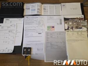 Zils Volvo V60 2014 Rīga, ar dzinēja tilpumu 2.00 L un nobraukumu 339 tūkst. km par 6850 €, foto 35 vietnē AUTOMOTO.COM.LV