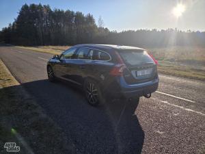 Blue Volvo V60 2015 in Mazeikiai, with an engine capacity of 2.00 L and mileage of 289 thousand km for 7200 €, photo 4 on AUTOMOTO.COM.LV