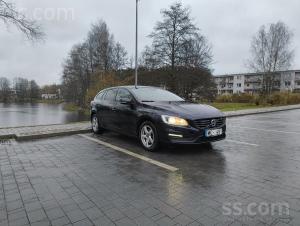 Blue Volvo V60 2015 in Riga, with an engine capacity of 2.00 L and mileage of 274 thousand km for 5900 €, photo 3 on AUTOMOTO.COM.LV