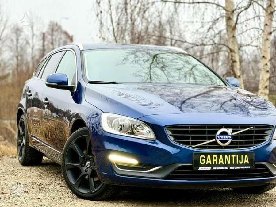 Zils Volvo V60 2015 Šauļi, ar dzinēja tilpumu 2.00 L un nobraukumu 270 tūkst. km par 8550 €, foto 15 vietnē AUTOMOTO.COM.LV