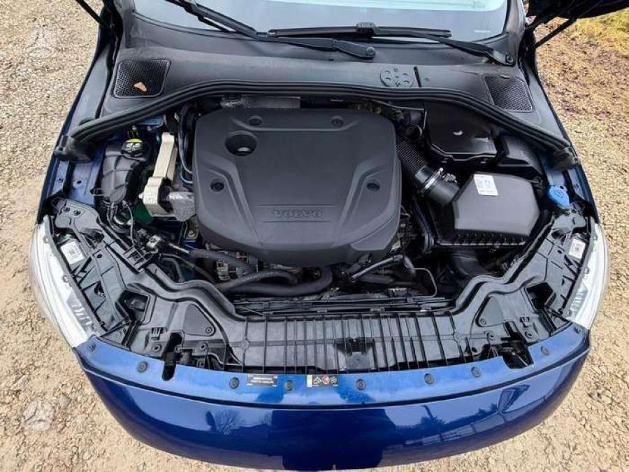 Blue Volvo V60 2015 in Siauliai, with an engine capacity of 2.00 L and mileage of 270 thousand km for 8550 €, photo 39 on AUTOMOTO.COM.LV
