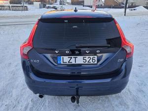 Blue Volvo V60 2015 in Siauliai, with an engine capacity of 1.56 L and mileage of 339 thousand km for 5950 €, photo 10 on AUTOMOTO.COM.LV