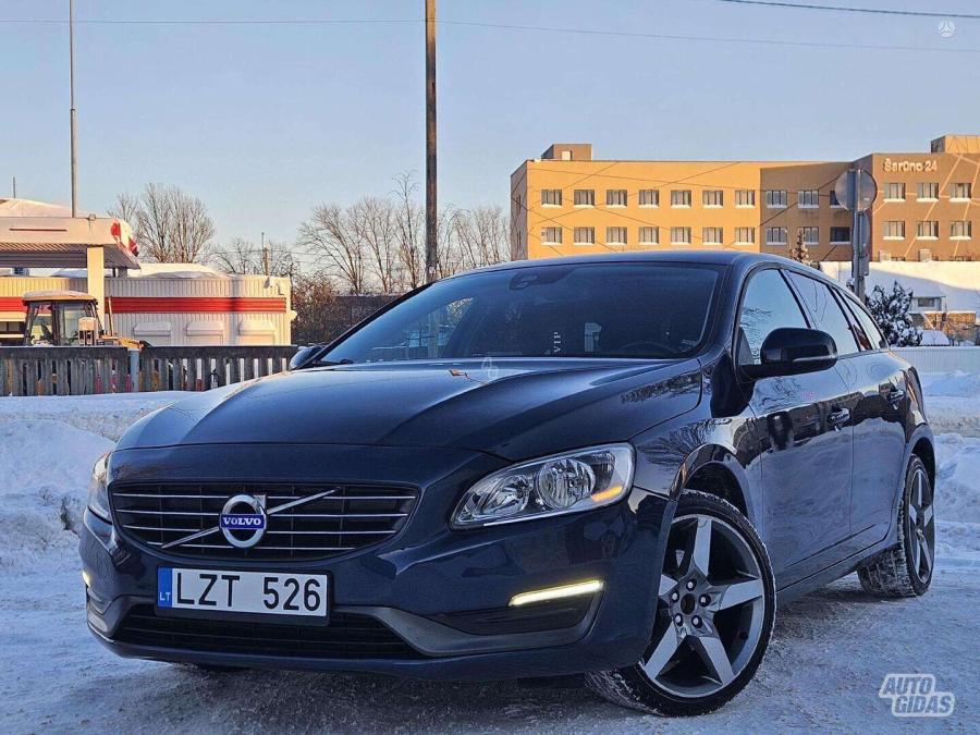 Zils Volvo V60 2015 Šauļi, ar dzinēja tilpumu 1.60 L un nobraukumu 339 tūkst. km par 5950 €, foto 1 vietnē AUTOMOTO.COM.LV