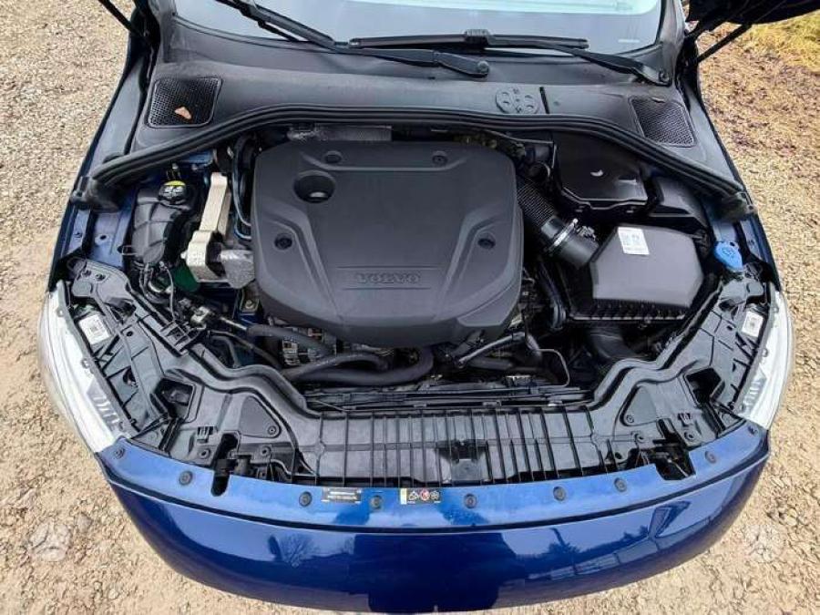 Blue Volvo V60 2015 in Siauliai, with an engine capacity of 2.00 L and mileage of 270 thousand km for 8550 €, photo 39 on AUTOMOTO.COM.LV