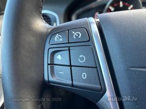 Синий Вольво B60 2015 в Пайде, объемом двигателя 2.00 л и пробегом 267 тыс. км за 8290 €, фото 19 на AUTOMOTO.COM.LV
