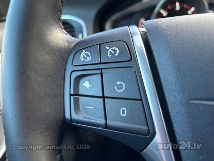Синий Вольво B60 2015 в Пайде, объемом двигателя 2.00 л и пробегом 267 тыс. км за 8290 €, фото 19 на AUTOMOTO.COM.LV