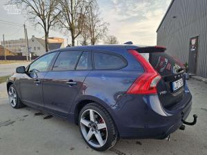 Zils Volvo V60 2015 Šauļi, ar dzinēja tilpumu 1.60 L un nobraukumu 339 tūkst. km par 5550 €, foto 6 vietnē AUTOMOTO.COM.LV