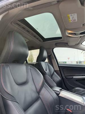 Zils Volvo V60 2015 Rīga, ar dzinēja tilpumu 2.00 L un nobraukumu 352 tūkst. km par 6100 €, foto 14 vietnē AUTOMOTO.COM.LV