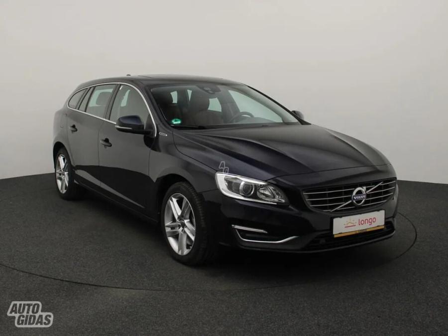 Blue Volvo V60 2015 in Vilnius, with an engine capacity of 2.40 L and mileage of 193 thousand km for 11299 €, photo 11 on AUTOMOTO.COM.LV