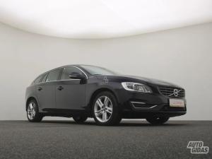 Blue Volvo V60 2015 in Vilnius, with an engine capacity of 2.40 L and mileage of 193 thousand km for 11299 €, photo 12 on AUTOMOTO.COM.LV