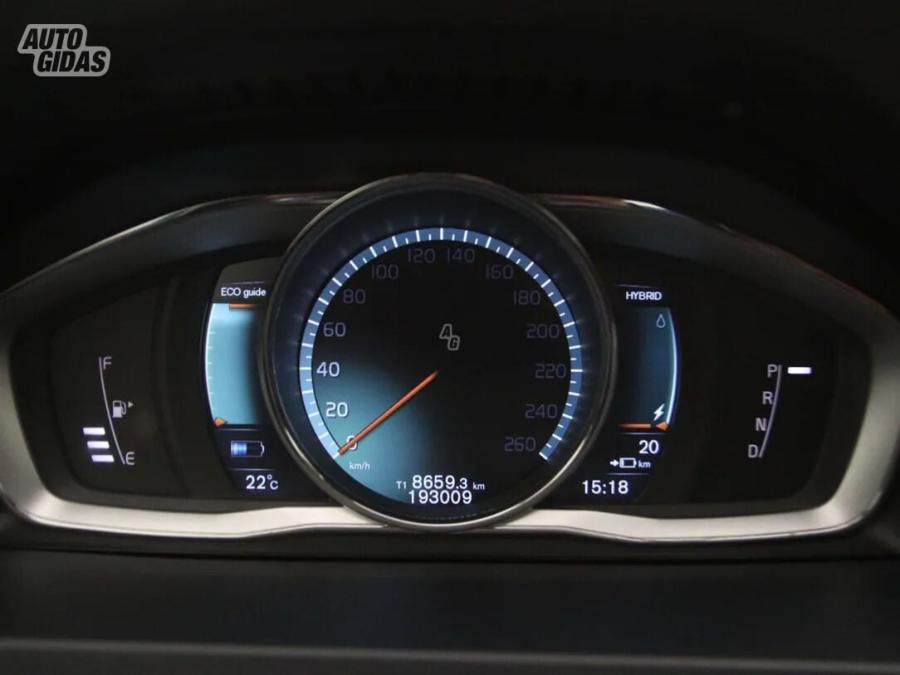 Blue Volvo V60 2015 in Vilnius, with an engine capacity of 2.40 L and mileage of 193 thousand km for 11299 €, photo 20 on AUTOMOTO.COM.LV