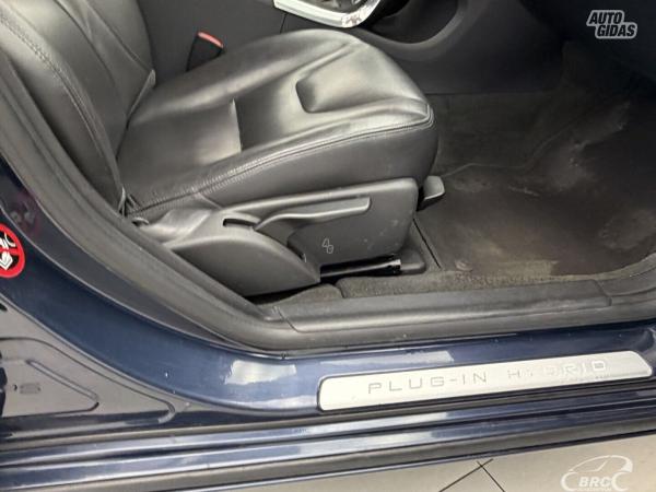 Zils Volvo V60 2015 Avižieniai, ar dzinēja tilpumu 2.40 L un nobraukumu 375 tūkst. km par 5900 €, foto 6 vietnē AUTOMOTO.COM.LV