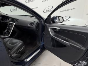 Синий Вольво B60 2015 в Авиженяй, объемом двигателя 2.40 л и пробегом 375 тыс. км за 5900 €, фото 9 на AUTOMOTO.COM.LV