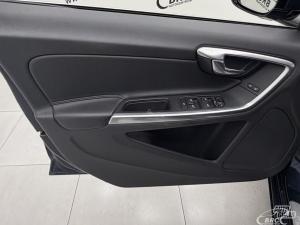 Синий Вольво B60 2015 в Авиженяй, объемом двигателя 2.40 л и пробегом 375 тыс. км за 5900 €, фото 19 на AUTOMOTO.COM.LV