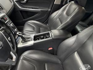 Синий Вольво B60 2015 в Авиженяй, объемом двигателя 2.40 л и пробегом 375 тыс. км за 5900 €, фото 23 на AUTOMOTO.COM.LV