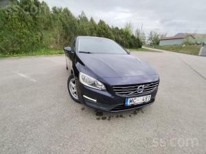 Zils Volvo V60 2015 Talsi, ar dzinēja tilpumu 2.00 L un nobraukumu 277 tūkst. km par 5350 €, foto 8 vietnē AUTOMOTO.COM.LV