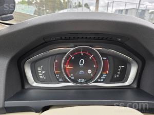 Zils Volvo V60 2015 Rīga, ar dzinēja tilpumu 2.00 L un nobraukumu 264 tūkst. km par 9200 €, foto 17 vietnē AUTOMOTO.COM.LV