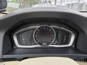 Zils Volvo V60 2015 Rīga, ar dzinēja tilpumu 2.00 L un nobraukumu 264 tūkst. km par 9200 €, foto 18 vietnē AUTOMOTO.COM.LV