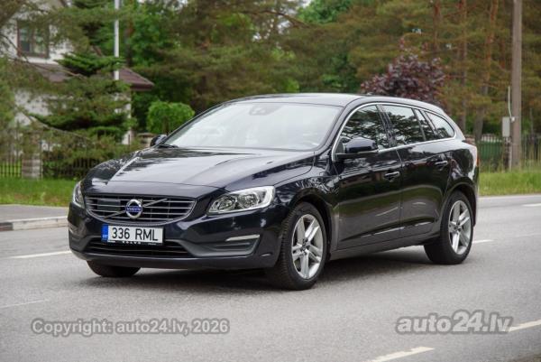 Blue Volvo V60 2015 in Parnu, with an engine capacity of 2.40 L and mileage of 287 thousand km for 10400 €, photo 7 on AUTOMOTO.COM.LV