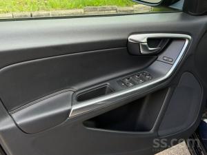 Blue Volvo V60 2015 in Tukums, with an engine capacity of 2.00 L and mileage of 278 thousand km for 3500 €, photo 15 on AUTOMOTO.COM.LV