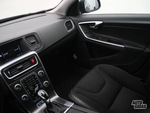 Синий Вольво B60 2015 в Вильнюс, объемом двигателя 2.40 л и пробегом 229 тыс. км за 9599 €, фото 22 на AUTOMOTO.COM.LV