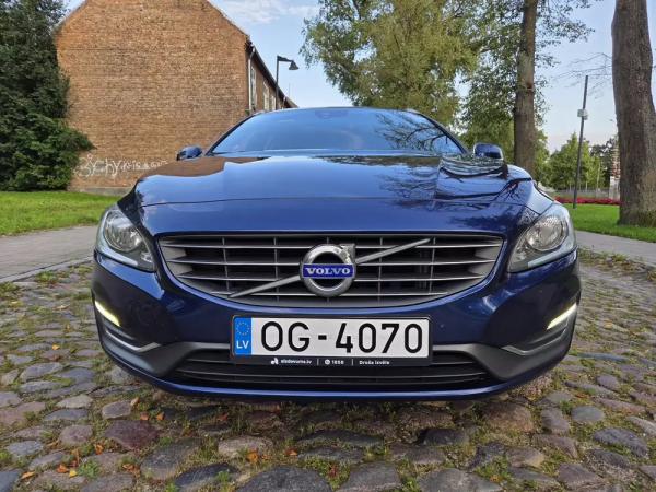 Синий Вольво B60 2015 в Елгава, объемом двигателя 1.60 л и пробегом 228 тыс. км за 9300 €, фото 2 на AUTOMOTO.COM.LV
