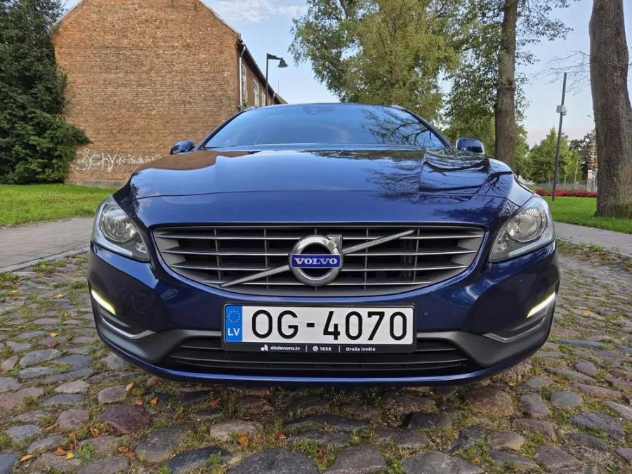 Синий Вольво B60 2015 в Елгава, объемом двигателя 1.60 л и пробегом 228 тыс. км за 9300 €, фото 3 на AUTOMOTO.COM.LV