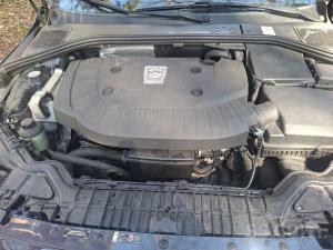 Blue Volvo V60 2015 in Riga, with an engine capacity of 2.00 L and mileage of 246 thousand km for 6300 €, photo 18 on AUTOMOTO.COM.LV