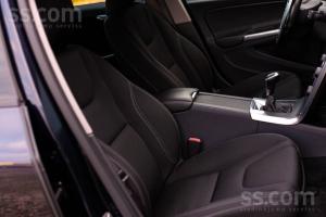 Синий Вольво B60 2015 в Рига, объемом двигателя 2.00 л и пробегом 260 тыс. км за 6995 €, фото 19 на AUTOMOTO.COM.LV
