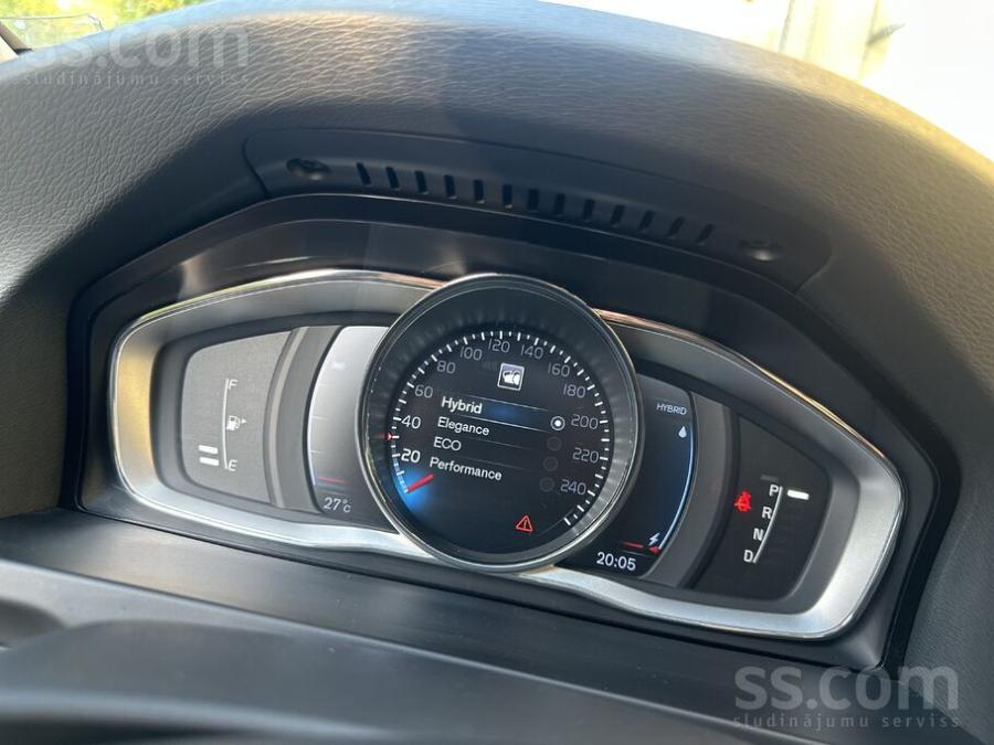 Синий Вольво B60 2015 в Тукумс, объемом двигателя 2.40 л и пробегом 200 тыс. км за 11450 €, фото 24 на AUTOMOTO.COM.LV