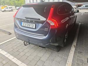 Zils Volvo V60 2015 Kauņa, ar dzinēja tilpumu 2.40 L un nobraukumu 300 tūkst. km par 6500 €, foto 7 vietnē AUTOMOTO.COM.LV