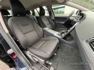 Zils Volvo V60 2015 Paide, ar dzinēja tilpumu 2.00 L un nobraukumu 265 tūkst. km par 7690 €, foto 11 vietnē AUTOMOTO.COM.LV