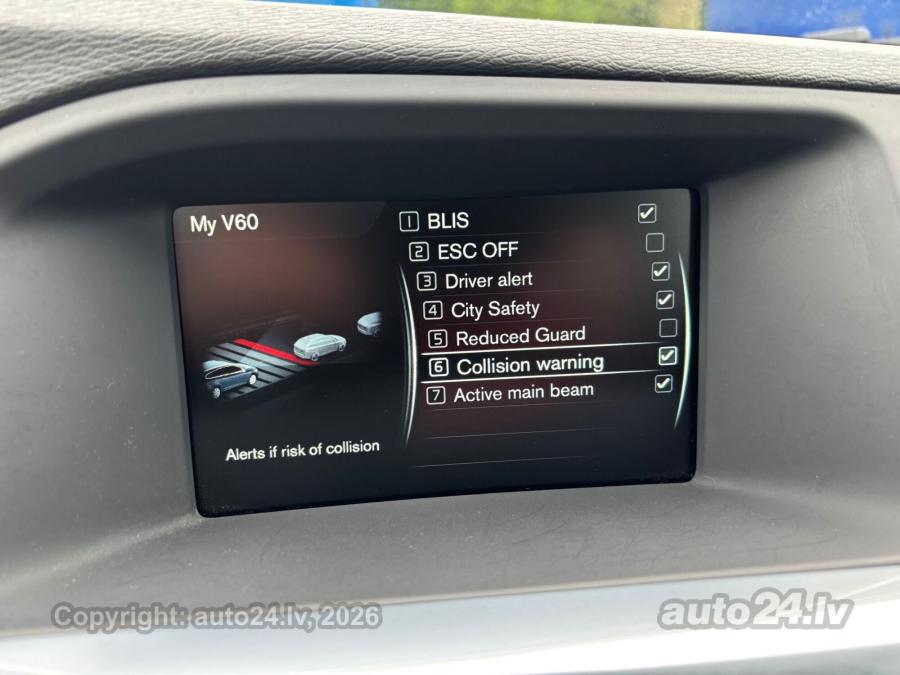 Zils Volvo V60 2015 Paide, ar dzinēja tilpumu 2.00 L un nobraukumu 265 tūkst. km par 7690 €, foto 20 vietnē AUTOMOTO.COM.LV