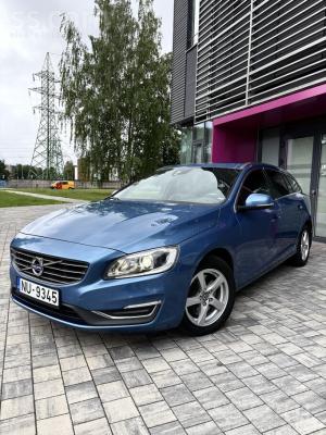 Синий Вольво B60 2015 в Рига, объемом двигателя 2.40 л и пробегом 183 тыс. км за 10200 €, фото 7 на AUTOMOTO.COM.LV