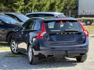Blue Volvo V60 2015 in Kaunas, with an engine capacity of 1.97 L and mileage of 289 thousand km for 5950 €, photo 4 on AUTOMOTO.COM.LV