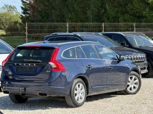 Blue Volvo V60 2015 in Kaunas, with an engine capacity of 1.97 L and mileage of 289 thousand km for 5950 €, photo 5 on AUTOMOTO.COM.LV