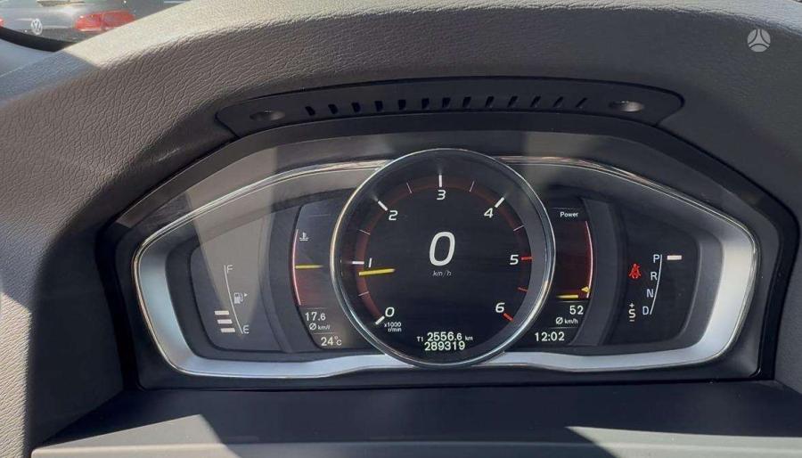 Blue Volvo V60 2015 in Kaunas, with an engine capacity of 1.97 L and mileage of 289 thousand km for 5950 €, photo 12 on AUTOMOTO.COM.LV