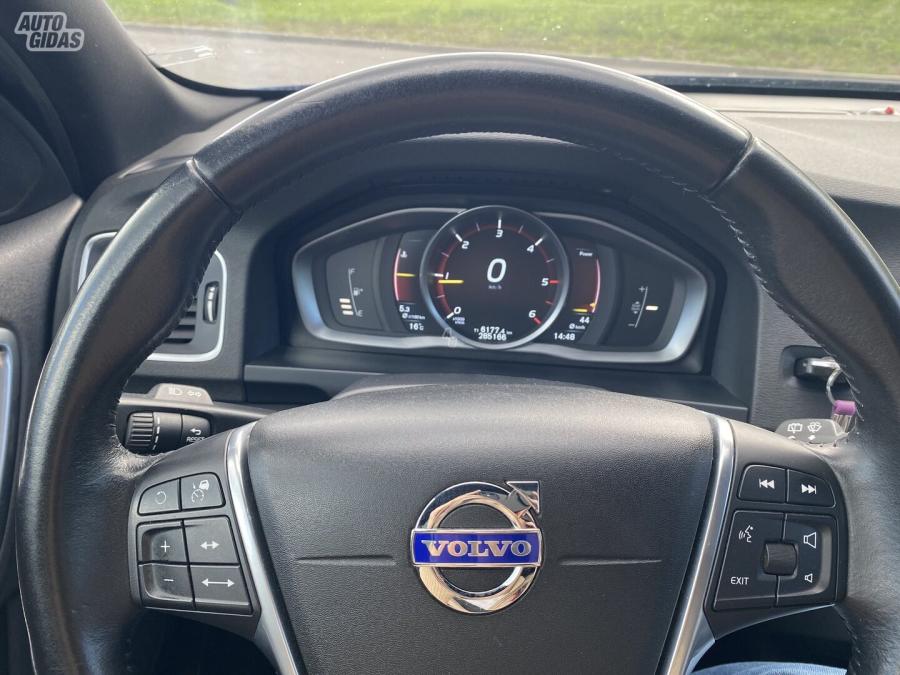 Zils Volvo V60 2015 Kauņa, ar dzinēja tilpumu 1.60 L un nobraukumu 285 tūkst. km par 7250 €, foto 11 vietnē AUTOMOTO.COM.LV