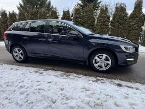 Blue Volvo V60 2016 in Alytus, with an engine capacity of 1.97 L and mileage of 235 thousand km for 6850 €, photo  on AUTOMOTO.COM.LV