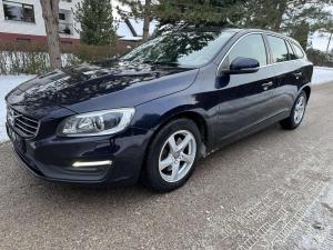 Zils Volvo V60 2016 Alīta, ar dzinēja tilpumu 1.97 L un nobraukumu 235 tūkst. km par 6850 €, foto 5 vietnē AUTOMOTO.COM.LV