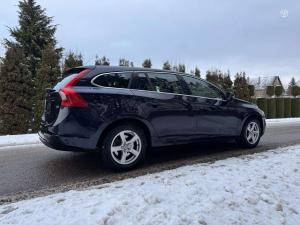 Zils Volvo V60 2016 Alīta, ar dzinēja tilpumu 1.97 L un nobraukumu 235 tūkst. km par 6850 €, foto 10 vietnē AUTOMOTO.COM.LV