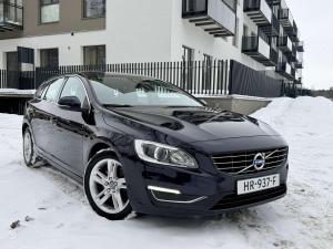 Zils Volvo V60 2016 Prienai, ar dzinēja tilpumu 2.40 L un nobraukumu 299 tūkst. km par 8400 €, foto  vietnē AUTOMOTO.COM.LV
