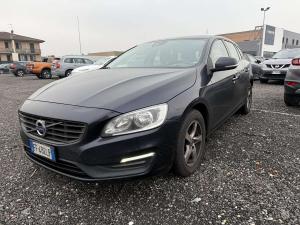 Zils Volvo V60 2016 Šauļi, ar dzinēja tilpumu 1.97 L un nobraukumu 256 tūkst. km par 5950 €, foto  vietnē AUTOMOTO.COM.LV
