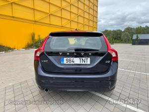 Blue Volvo V60 2016 in Tallinn, with an engine capacity of 2.00 L and mileage of 192 thousand km for 10500 €, photo 5 on AUTOMOTO.COM.LV