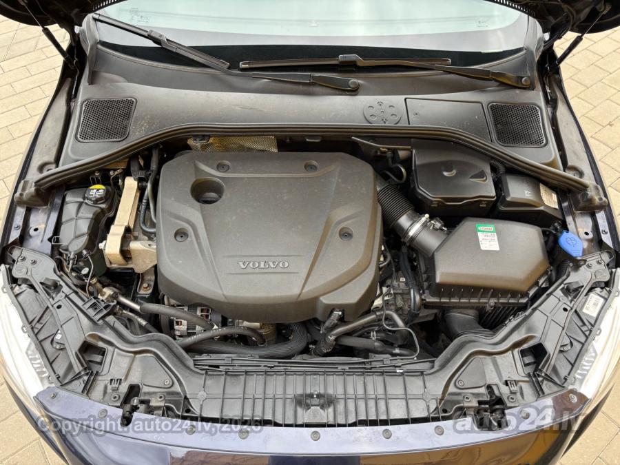 Blue Volvo V60 2016 in Tallinn, with an engine capacity of 2.00 L and mileage of 192 thousand km for 10500 €, photo 12 on AUTOMOTO.COM.LV