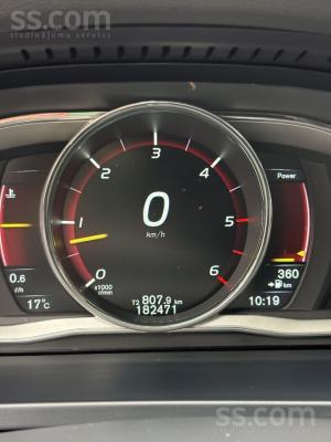 Zils Volvo V60 2016 Rīga, ar dzinēja tilpumu 2.40 L un nobraukumu 182 tūkst. km par 10500 €, foto 12 vietnē AUTOMOTO.COM.LV