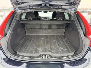 Zils Volvo V60 2016 Rīga, ar dzinēja tilpumu 2.00 L un nobraukumu 204 tūkst. km par 9995 €, foto 6 vietnē AUTOMOTO.COM.LV