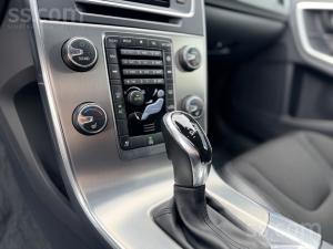 Zils Volvo V60 2016 Rīga, ar dzinēja tilpumu 2.00 L un nobraukumu 204 tūkst. km par 9995 €, foto 27 vietnē AUTOMOTO.COM.LV