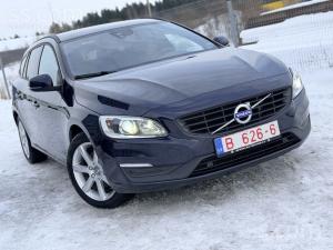 Zils Volvo V60 2016 Rīga, ar dzinēja tilpumu 2.00 L un nobraukumu 204 tūkst. km par 9995 €, foto 36 vietnē AUTOMOTO.COM.LV