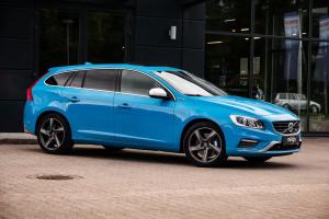 Zils Volvo V60 2016 Jelgava, ar dzinēja tilpumu 2.40 L un nobraukumu 277 tūkst. km par 10500 €, foto 8 vietnē AUTOMOTO.COM.LV